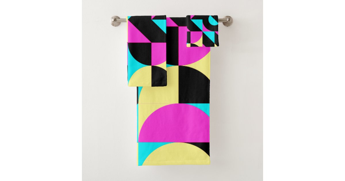 Bauhaus Inspired Geometric Pattern Bath Towel Set | Zazzle