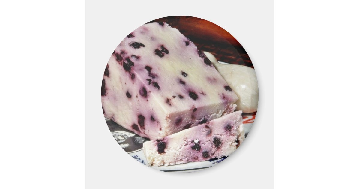 Blueberry White Stilton Magnet | Zazzle