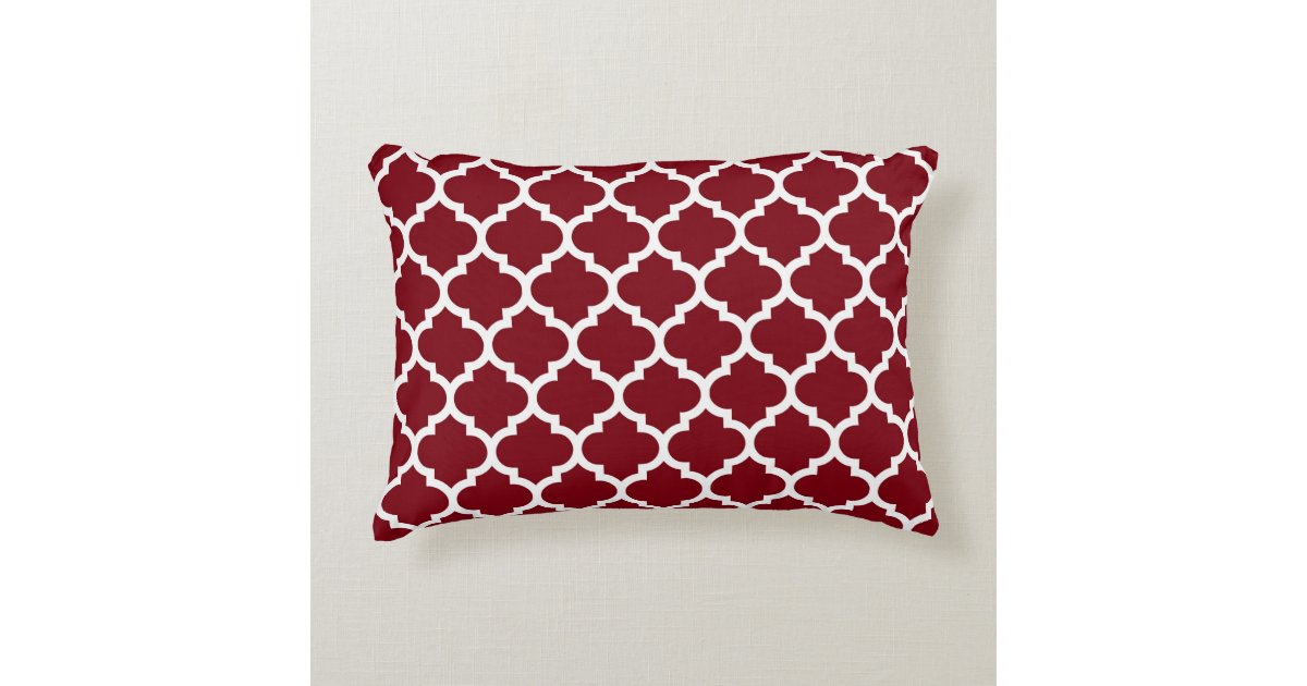 Burgundy White Moroccan Quatrefoil Pattern 5 Decorative Cushion Zazzle