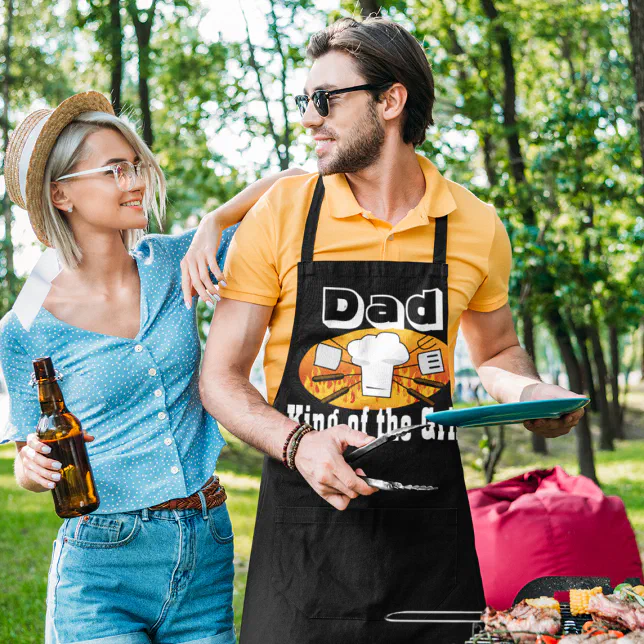 Dad King of Grill BBQ Cooking Grilling Fathers Day Apron | Zazzle